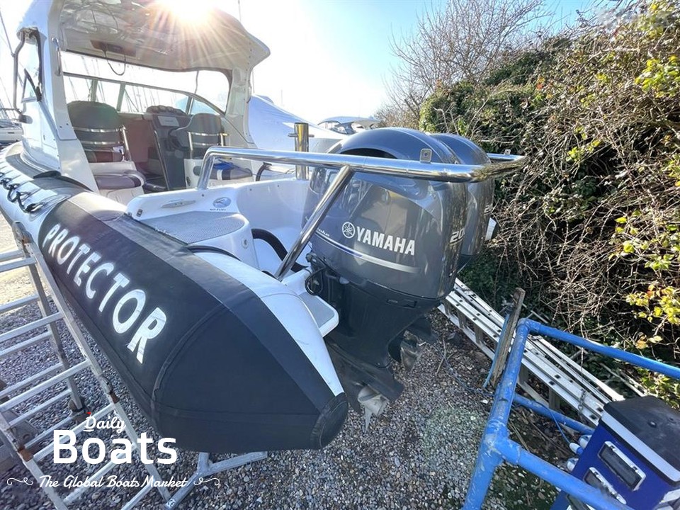 2002 Protector 850 Hard Top Cabin Rib for sale. View price, photos and ...
