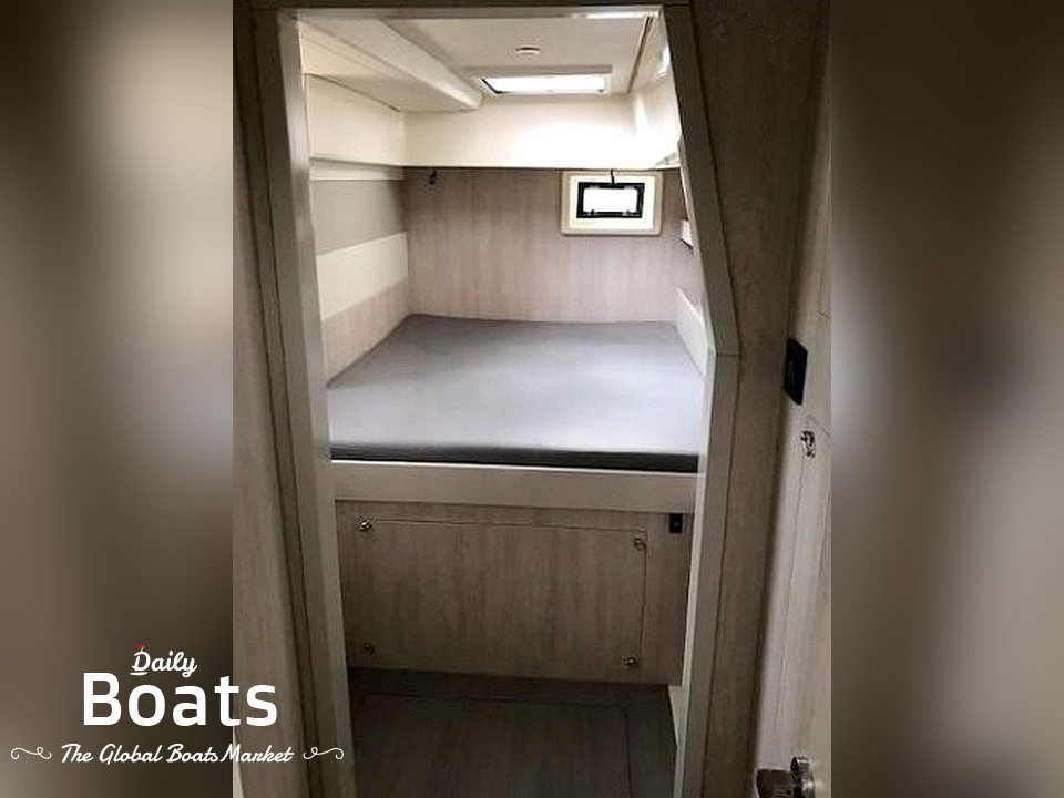 2015 Robertson And Caine Power Cat 51 for sale. View price, photos and ...