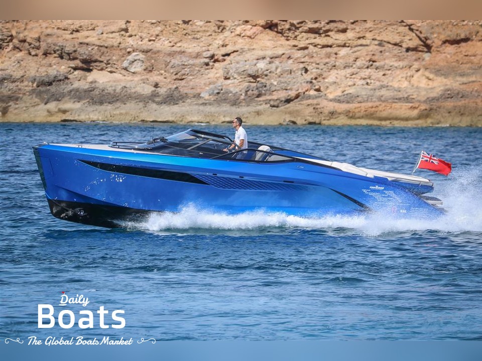 2019 Princess R35 for sale. View price, photos and Buy 2019 Princess ...