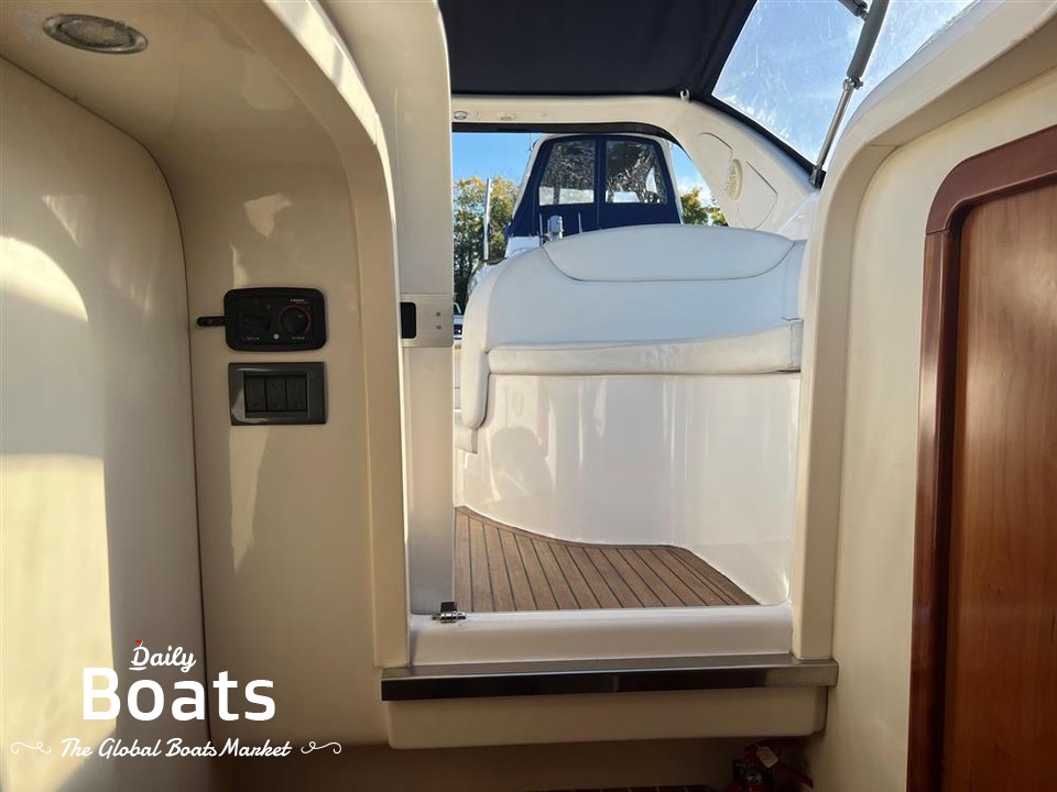 2001 Sessa Marine Oyster 30 for sale. View price, photos and Buy 2001 ...