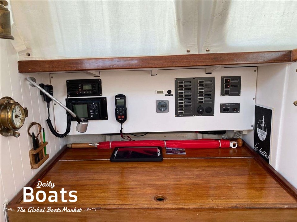 1991 Burkhalter Haliotis 38 for sale. View price, photos and Buy 1991 ...