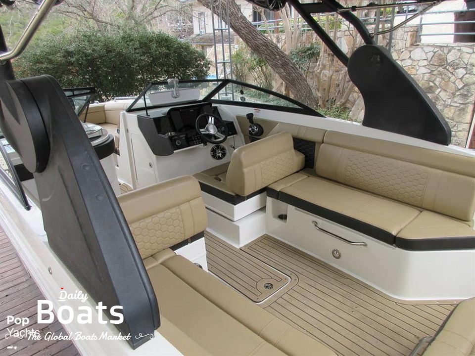 2020 Sea Ray Boats 270 Sdx for sale. View price, photos and Buy 2020 ...