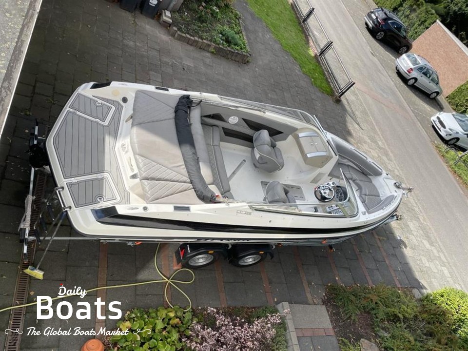 2006 Larson Boats 218 Lxi for sale. View price, photos and Buy 2006 ...