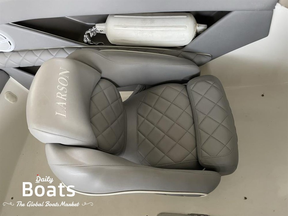 2006 Larson Boats 218 Lxi for sale. View price, photos and Buy 2006 ...