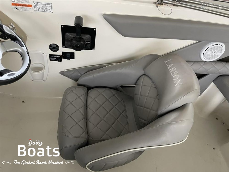 2006 Larson Boats 218 Lxi for sale. View price, photos and Buy 2006 ...