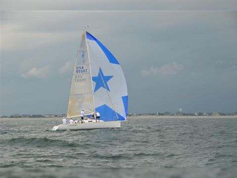 2010 J Boats J95 for sale. View price, photos and Buy 2010 J Boats J95 ...