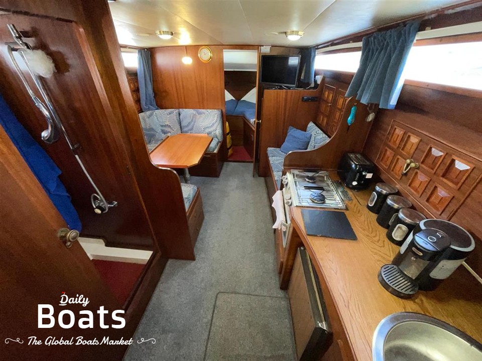 1989 Cleopatra 34 Cabriolet Turbo for sale. View price, photos and Buy ...