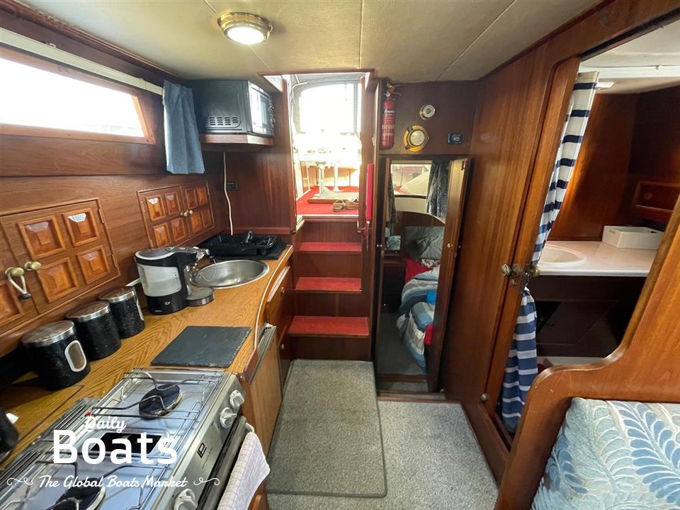 1989 Cleopatra 34 Cabriolet Turbo for sale. View price, photos and Buy ...