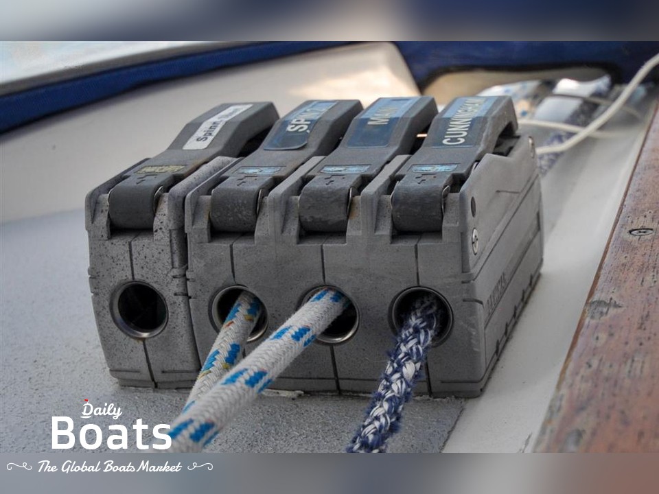 1994 J Boats J130 for sale. View price, photos and Buy 1994 J Boats ...