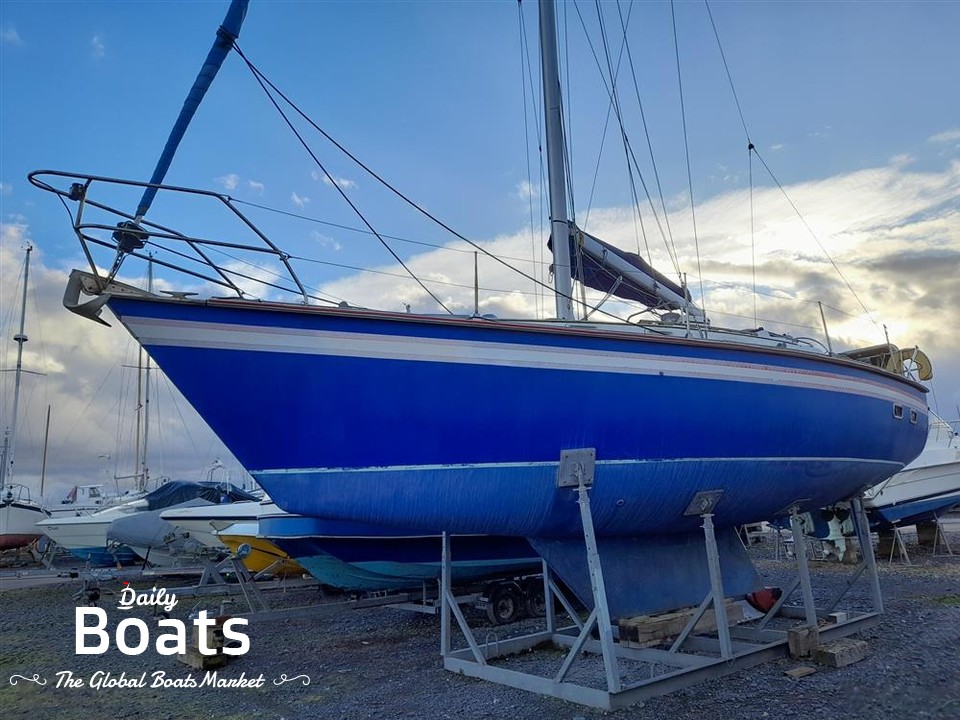 1984 Hunter 34 for sale. View price, photos and Buy 1984 Hunter 34 #397791