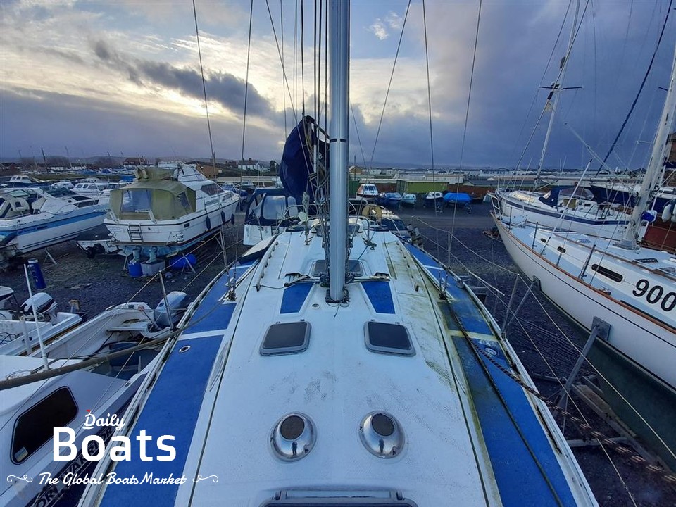 1984 Hunter 34 for sale. View price, photos and Buy 1984 Hunter 34 #397791