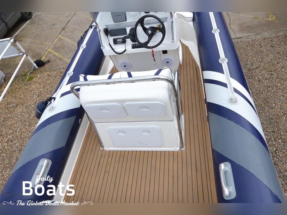 2009 Cobra Ribs Nautique 7.55 for sale. View price, photos and Buy 2009 ...
