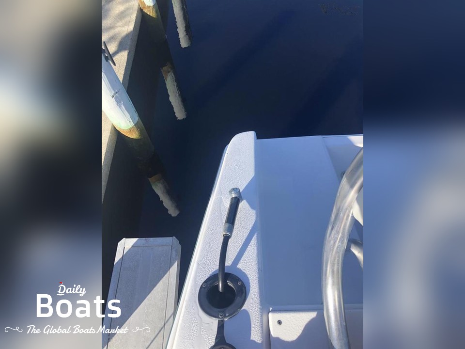 2002 Cobia Boats 254 Cc for sale. View price, photos and Buy 2002 Cobia ...