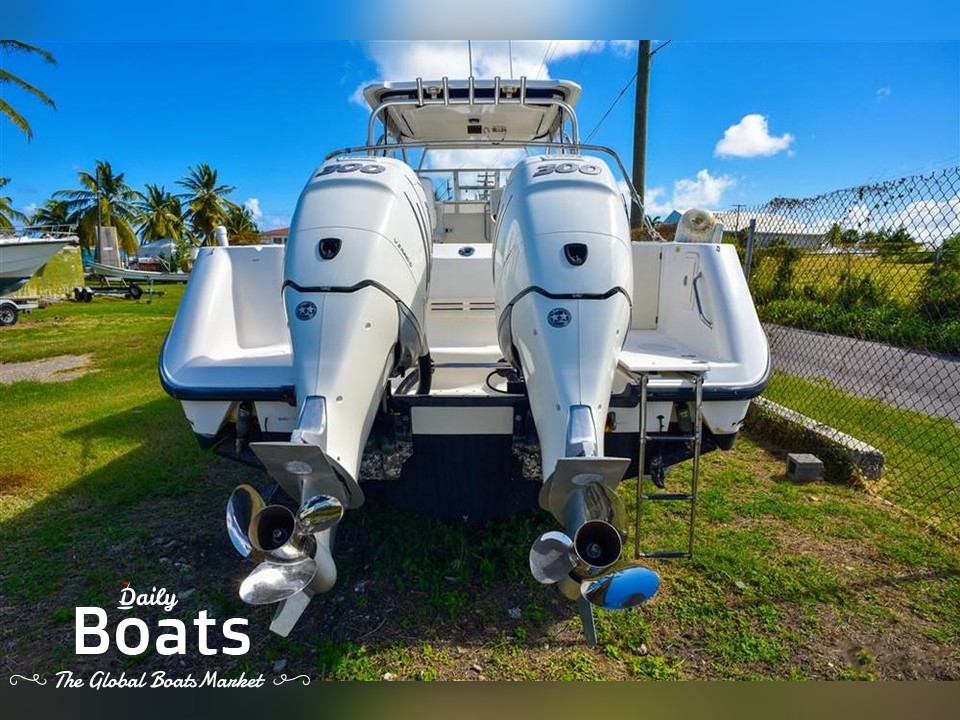 2006 Boston Whaler Boats 305 Conquest for sale. View price, photos and ...
