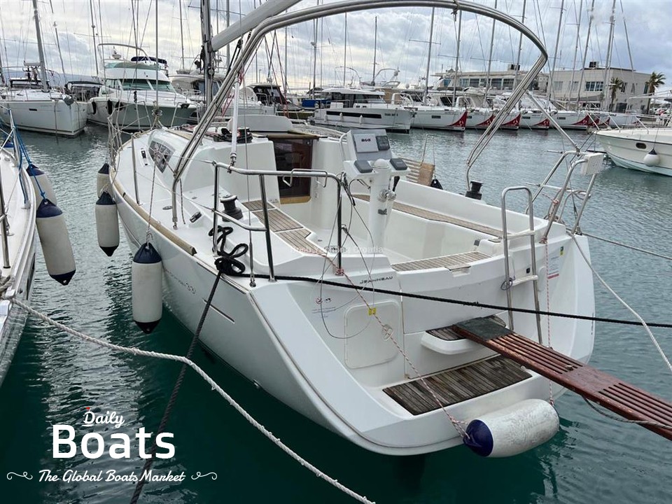 2011 Jeanneau Sun Odyssey 33 for sale. View price, photos and Buy 2011 ...