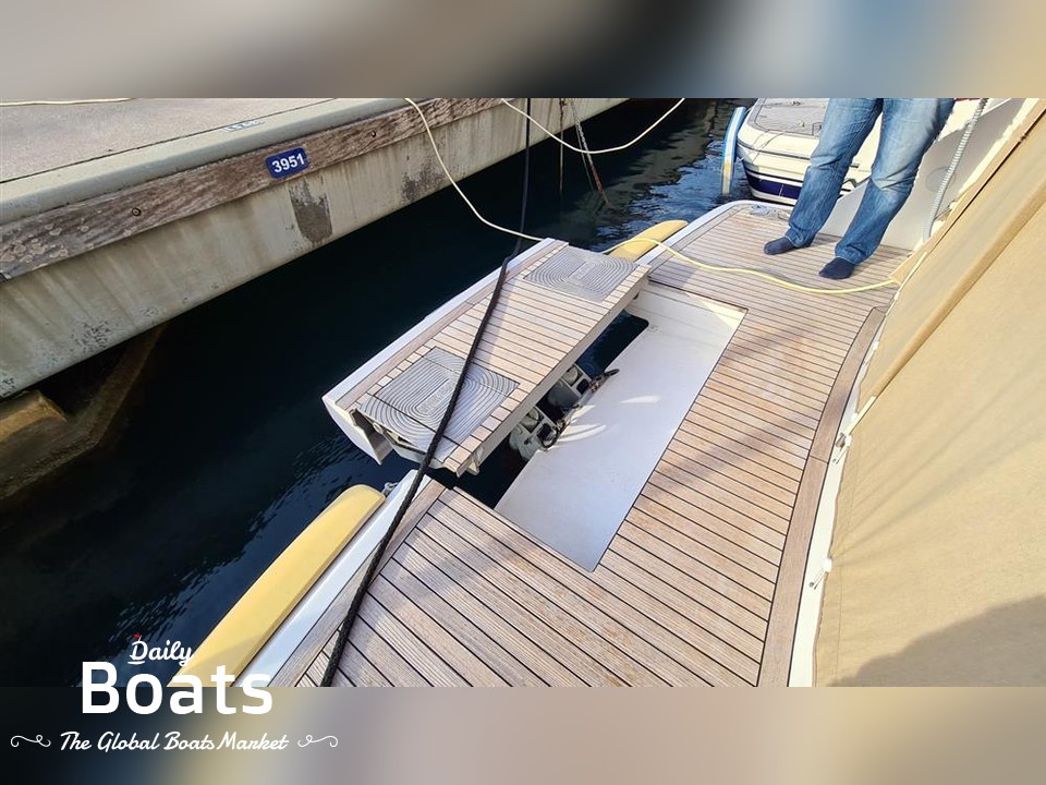 2014 Fairline Squadron 42 for sale. View price, photos and Buy 2014 ...