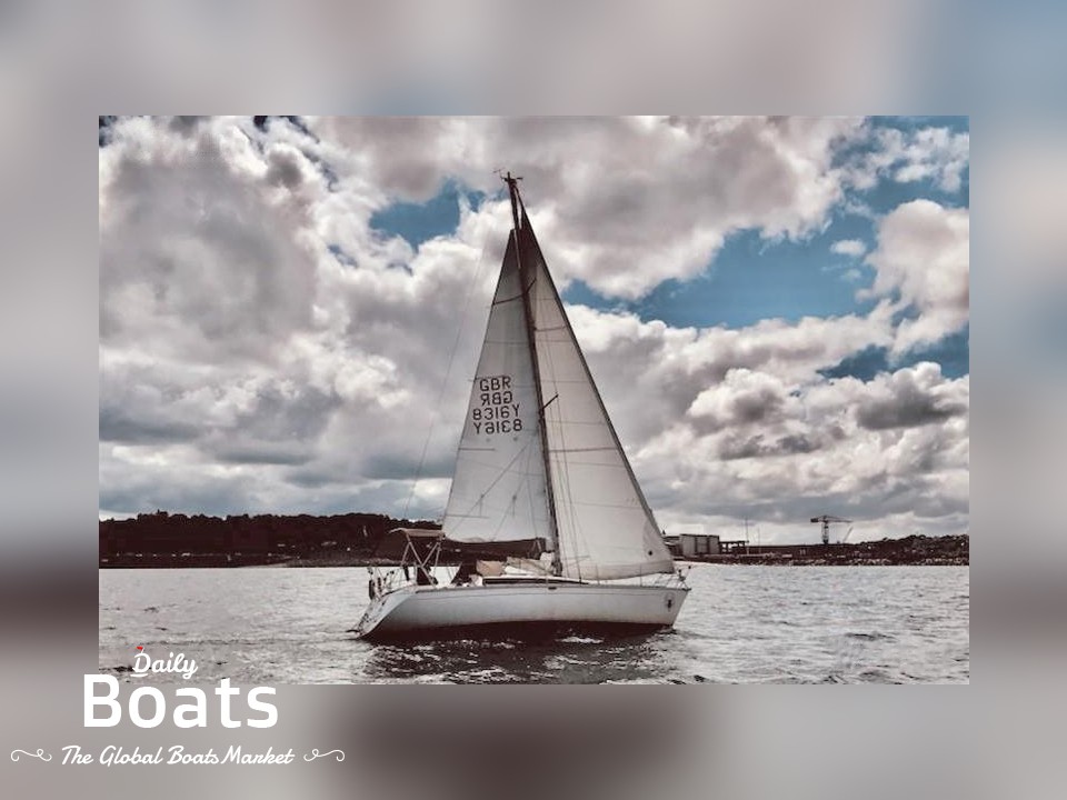 1985 Jeanneau Sun Rise 34 for sale. View price, photos and Buy 1985 ...