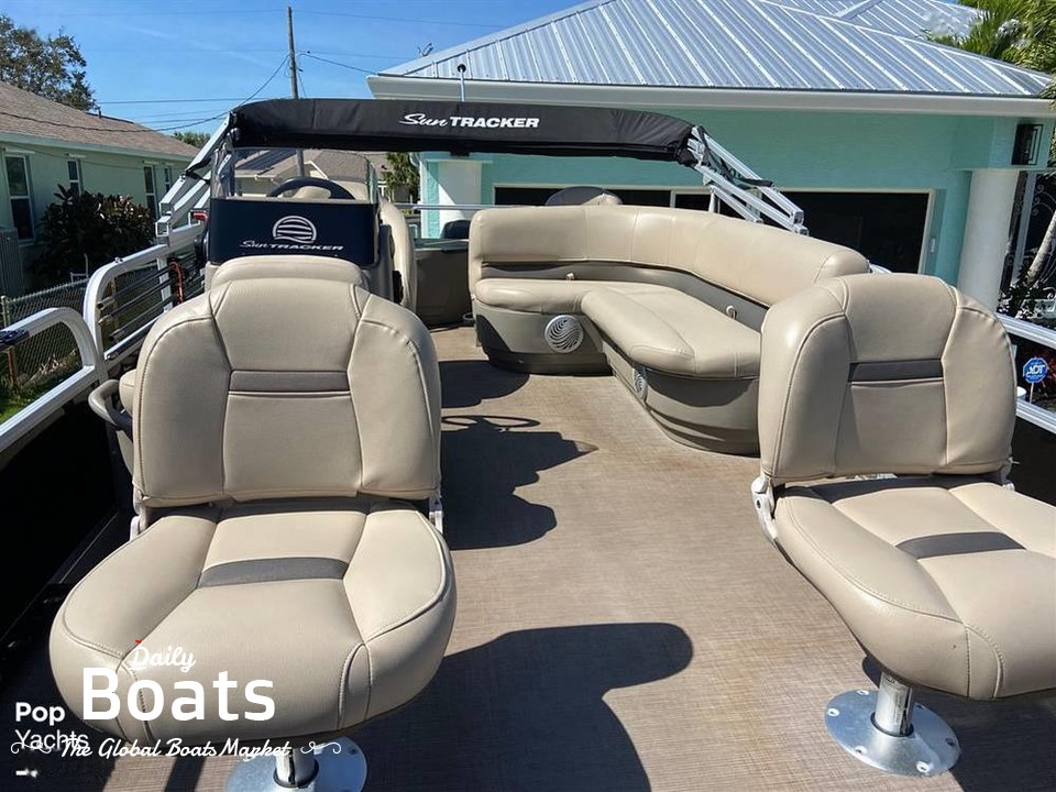 2020 Sun Tracker 18 Dlx for sale. View price, photos and Buy 2020 Sun ...