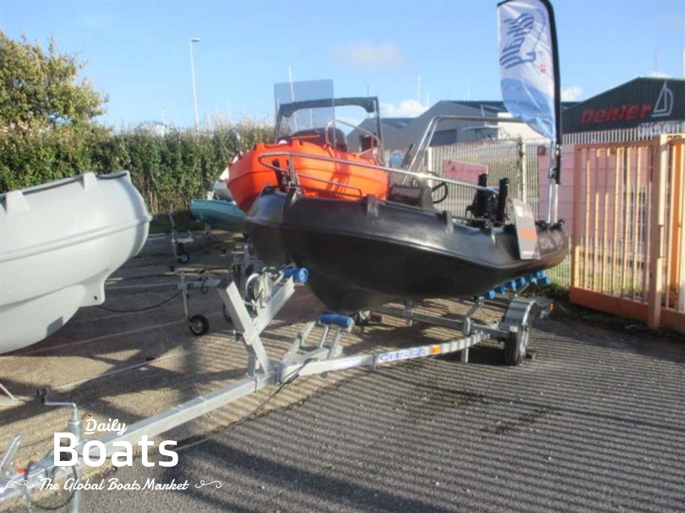 2022 Whaly Boats 370 for sale. View price, photos and Buy 2022 Whaly ...