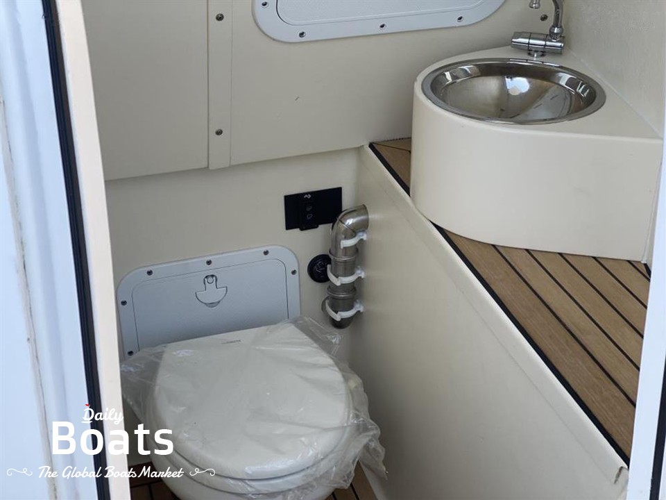 2004 Gozzi 29 Jeep for sale. View price, photos and Buy 2004 Gozzi 29 ...