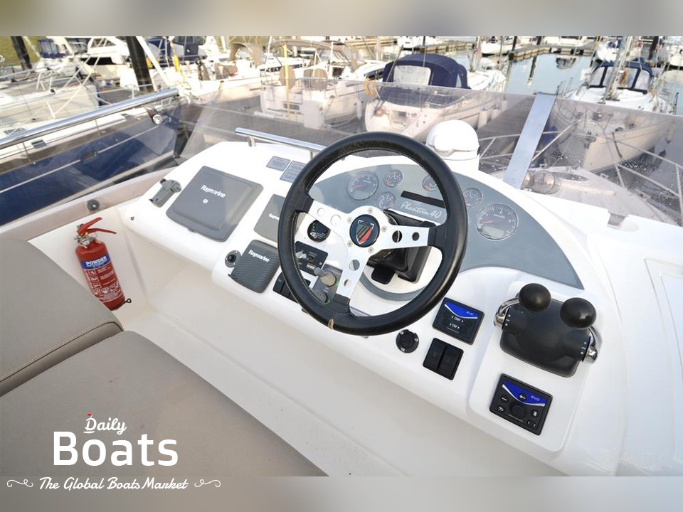 2007 Fairline Phantom 40 for sale. View price, photos and Buy 2007 ...