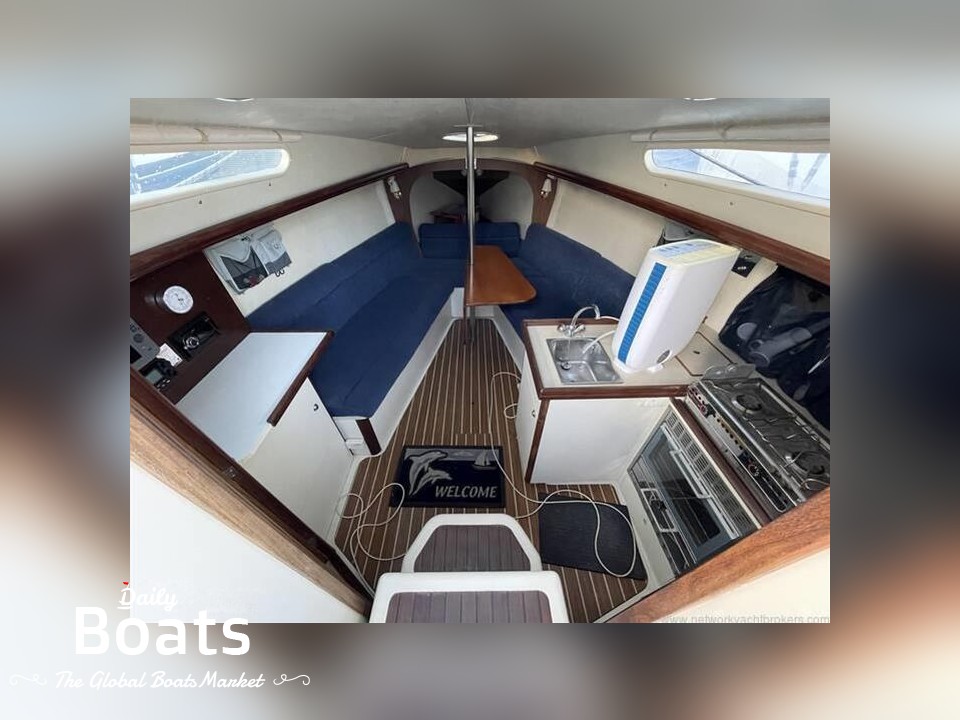 2005 Hunter Legend 27 for sale. View price, photos and Buy 2005 Hunter ...