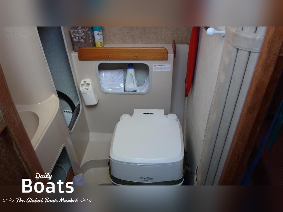 1997 Hunter Ranger 245 for sale. View price, photos and Buy 1997 Hunter ...