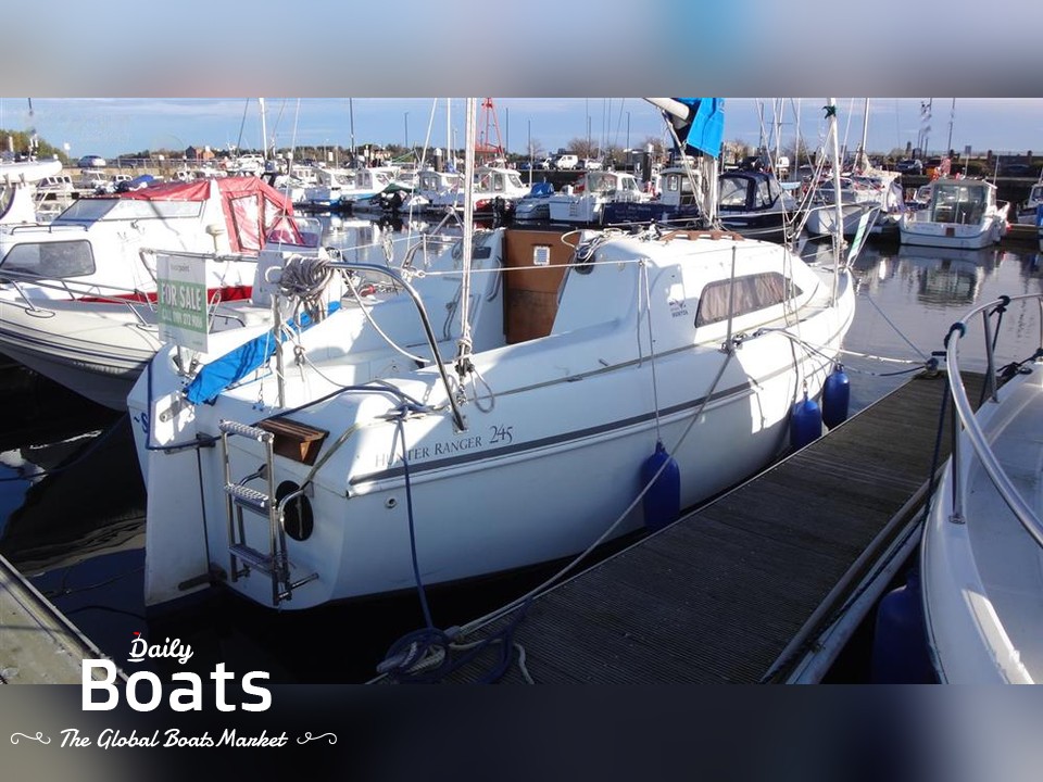 1997 Hunter Ranger 245 for sale. View price, photos and Buy 1997 Hunter ...