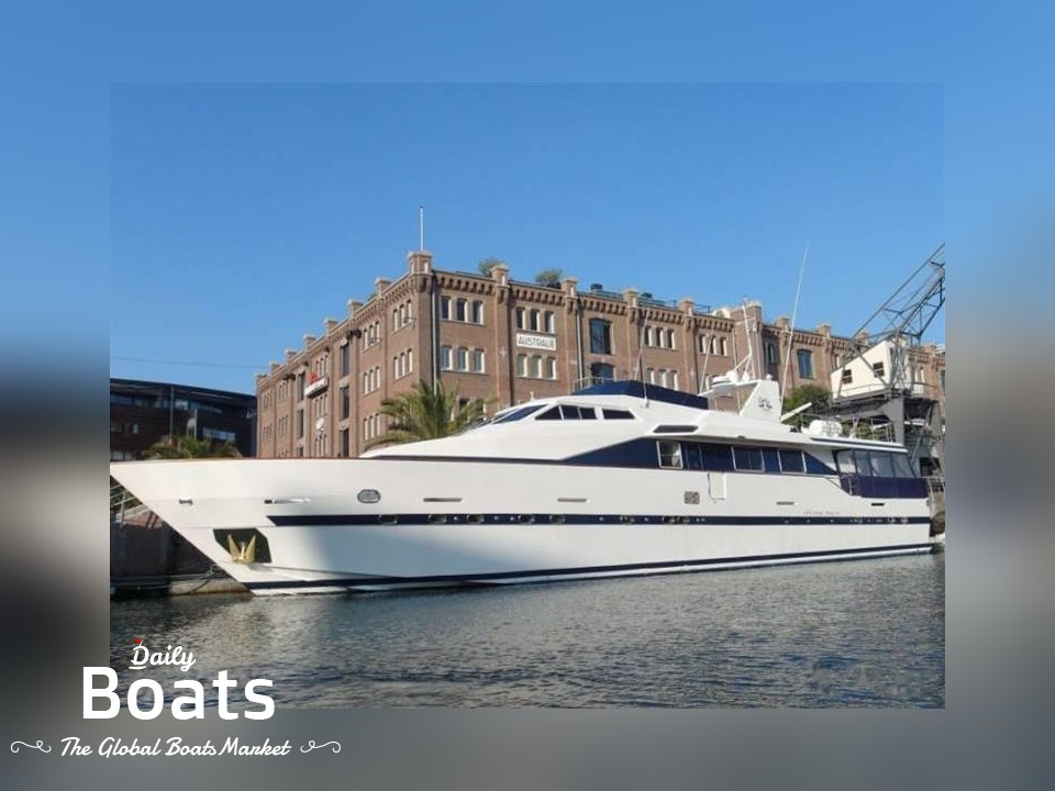 1990 Azimut Yachts 90 for sale. View price, photos and Buy 1990 Azimut ...