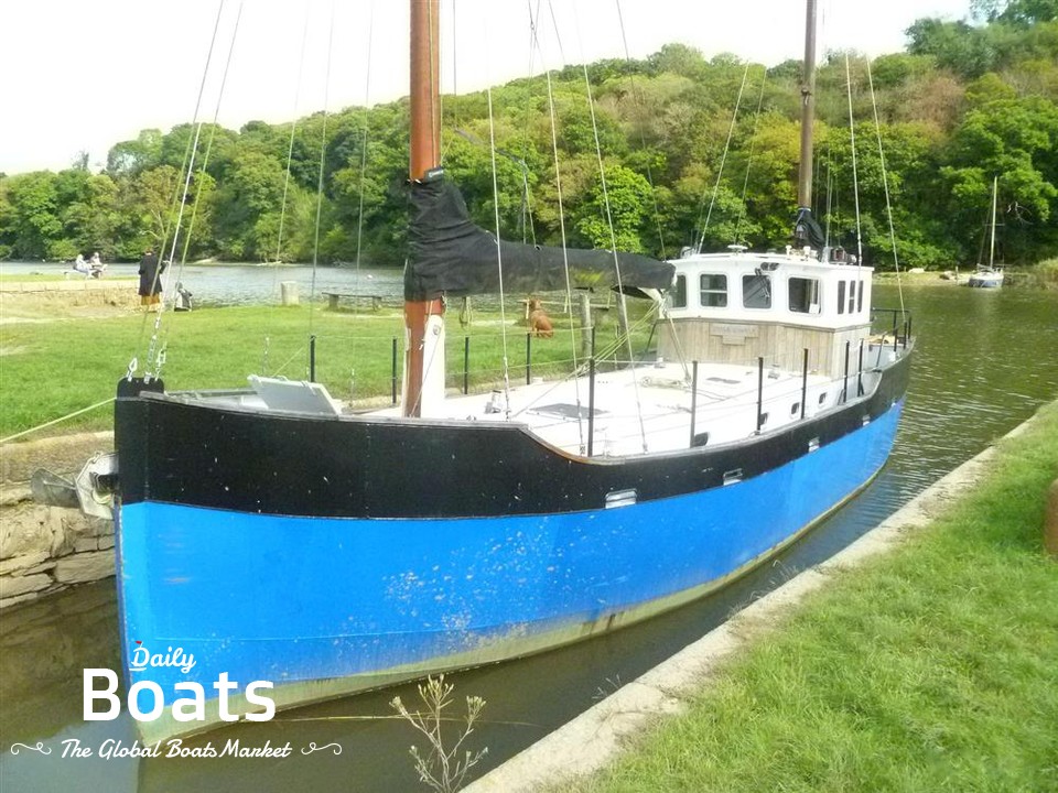 2010 Houseboat 60 Humber Barge for sale. View price, photos and Buy ...