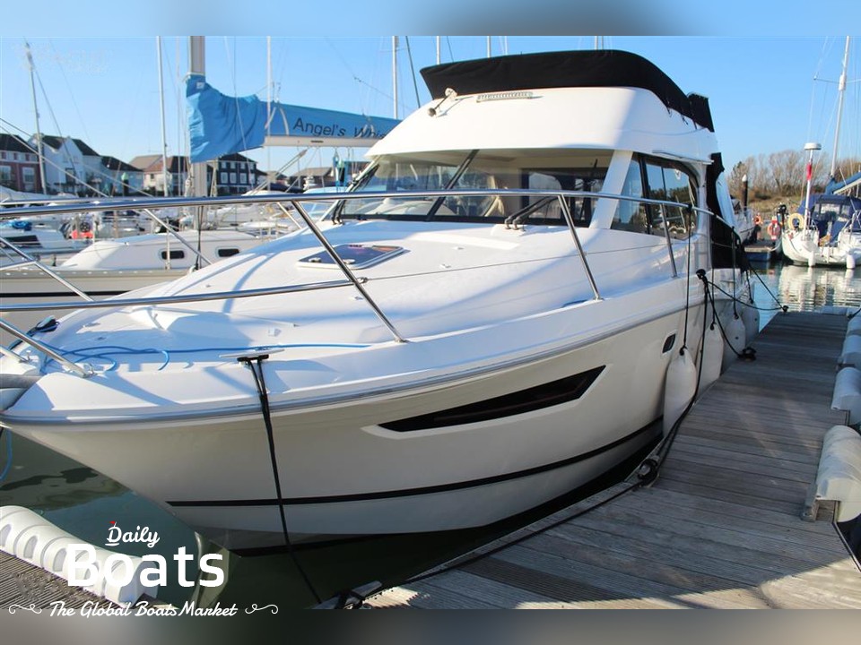 2011 Jeanneau Merry Fisher 10 for sale. View price, photos and Buy 2011 ...