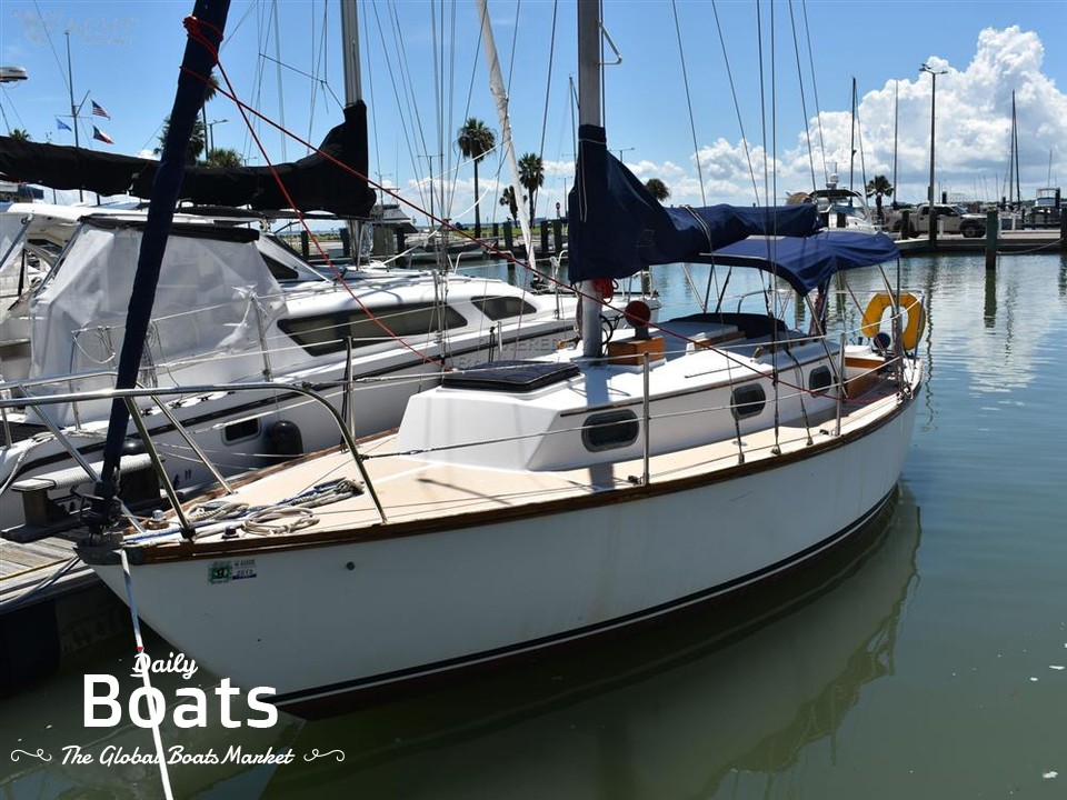 1979 Cape Dory 27 for sale. View price, photos and Buy 1979 Cape Dory ...