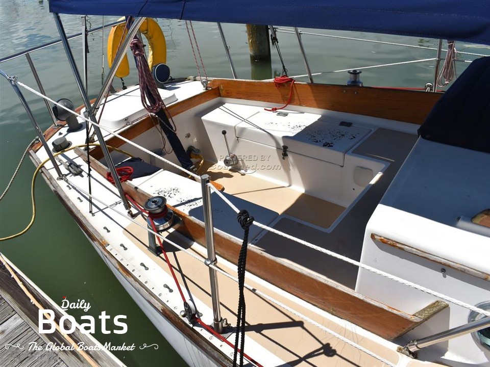 1979 Cape Dory 27 for sale. View price, photos and Buy 1979 Cape Dory ...