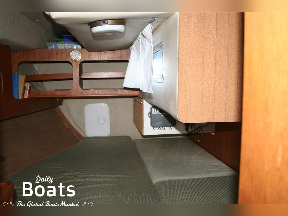 1990 Westerly Falcon 35 for sale. View price, photos and Buy 1990 ...