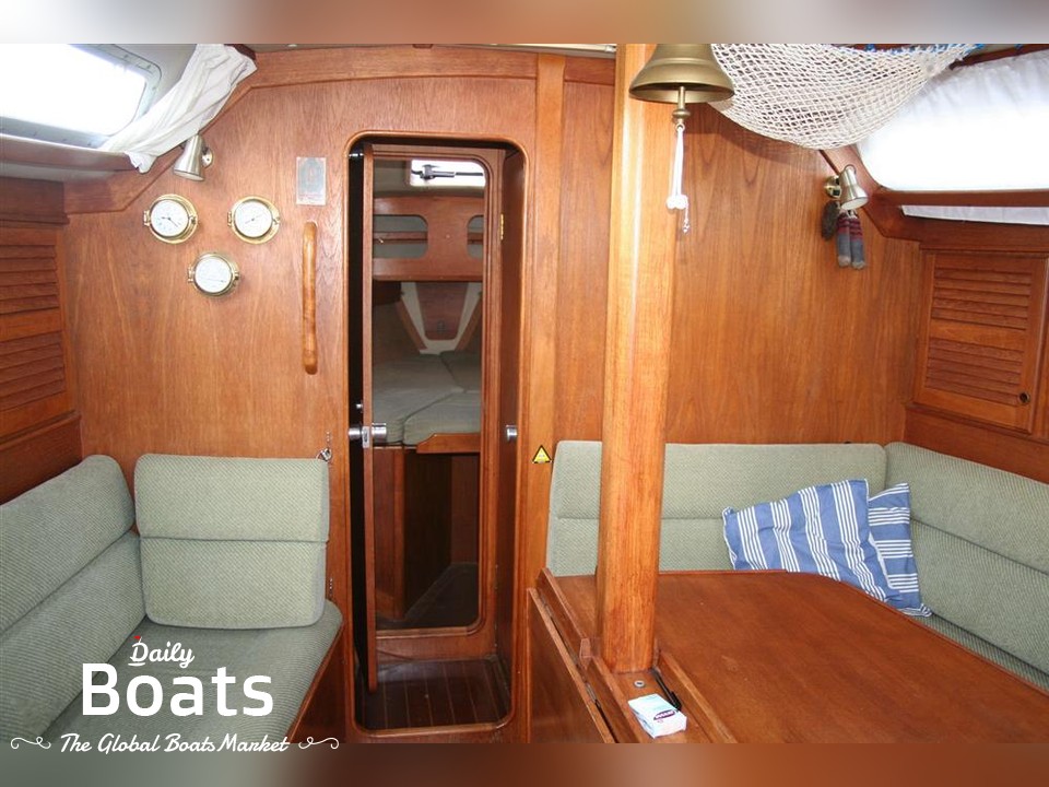 1990 Westerly Falcon 35 for sale. View price, photos and Buy 1990 ...