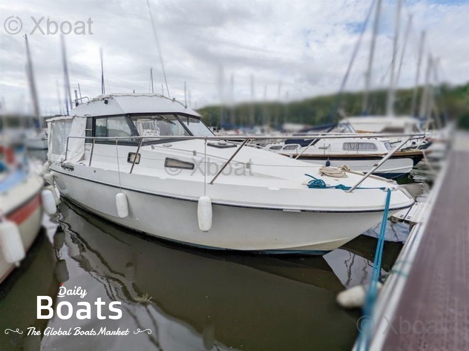 1984 Bénéteau Boats Antares 860 for sale. View price, photos and Buy ...