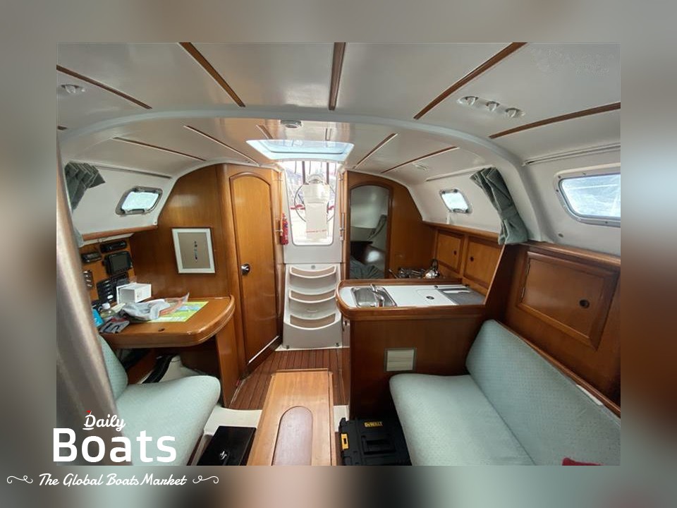 2001 Bénéteau Boats Oceanis 311 for sale. View price, photos and Buy ...