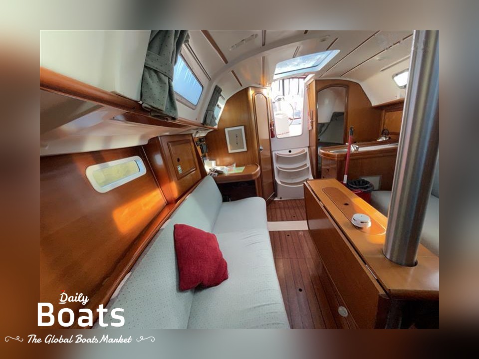 2001 Bénéteau Boats Oceanis 311 for sale. View price, photos and Buy ...