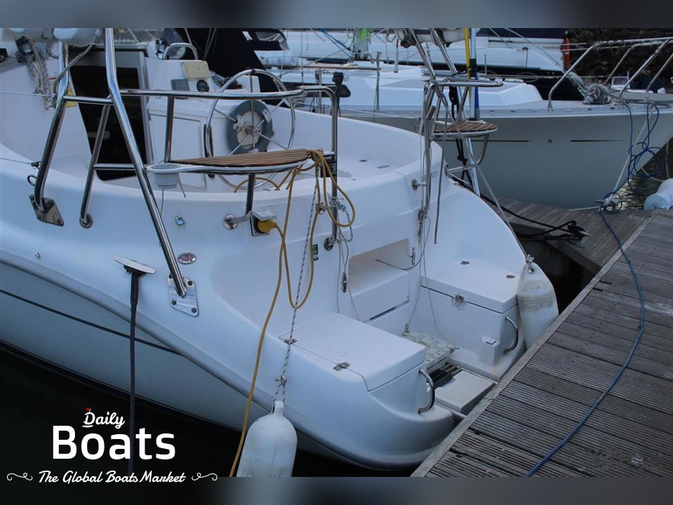 2001 Hunter Legend 320 for sale. View price, photos and Buy 2001 Hunter ...