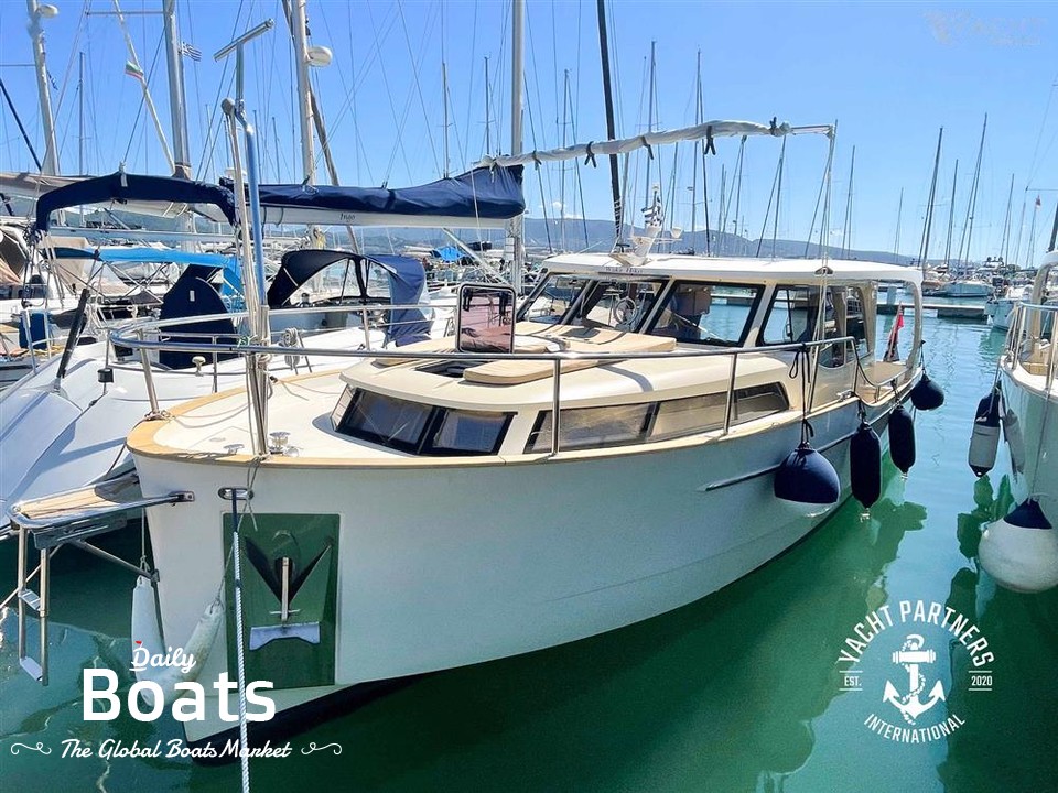 2014 Greenline 33 Hybrid for sale. View price, photos and Buy 2014 ...