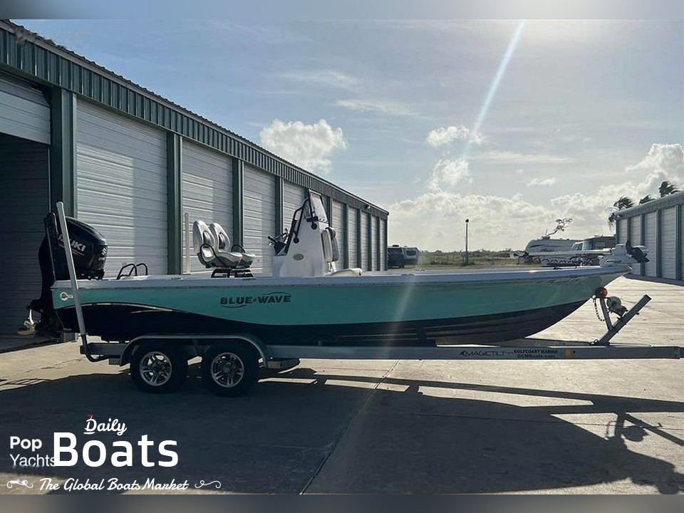 2018 Blue Wave Boats 2300 Pure Bay for sale. View price, photos and Buy ...