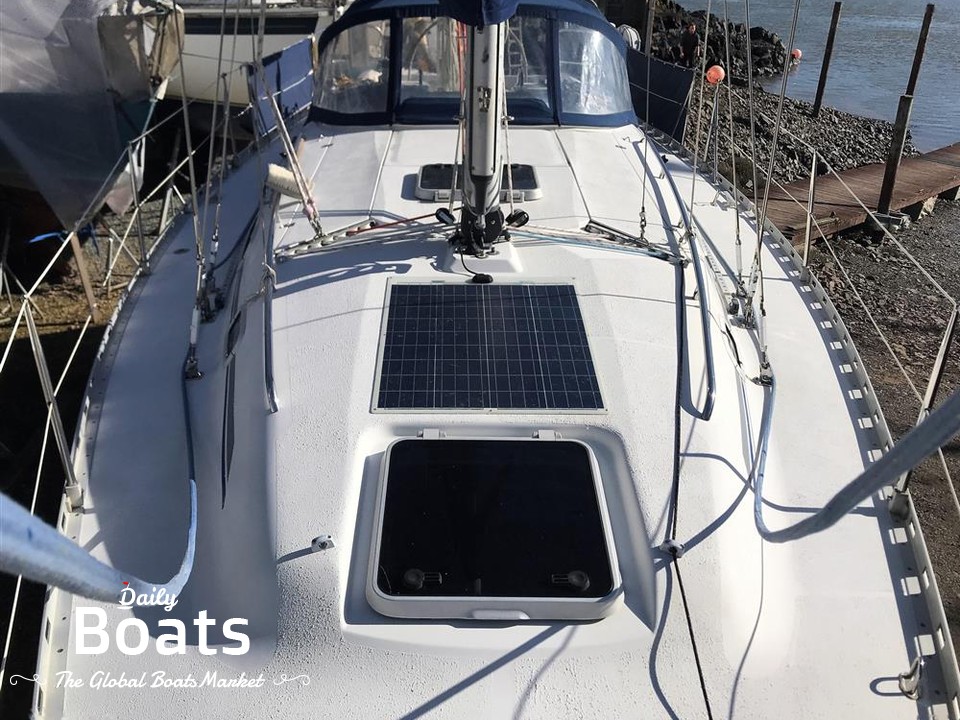 1991 Sadler Yachts Starlight 35 for sale. View price, photos and Buy ...