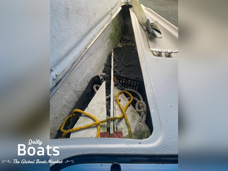 1980 Hunter Medina for sale. View price, photos and Buy 1980 Hunter ...