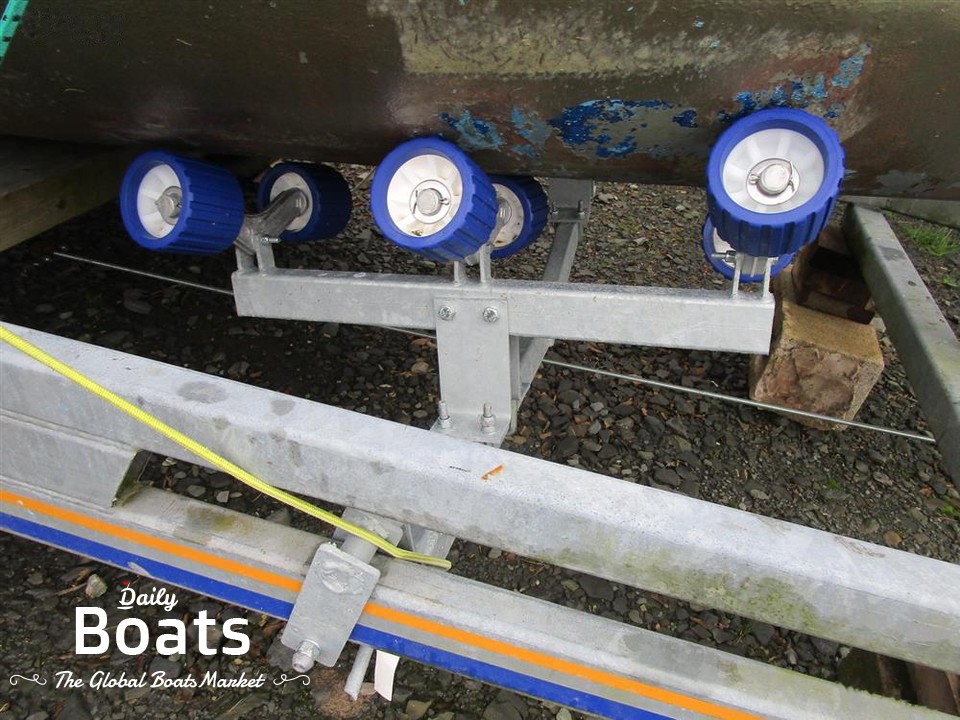 1980 Hunter Medina for sale. View price, photos and Buy 1980 Hunter ...