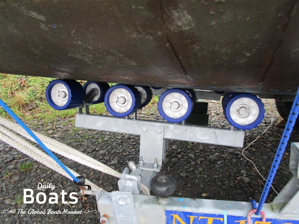 1980 Hunter Medina for sale. View price, photos and Buy 1980 Hunter ...