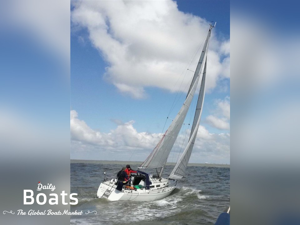 1992 J Boats J35 for sale. View price, photos and Buy 1992 J Boats J35 ...