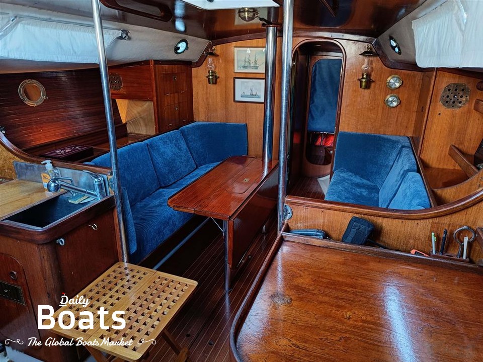 1980 Bénéteau Boats First 35 for sale. View price, photos and Buy 1980 ...