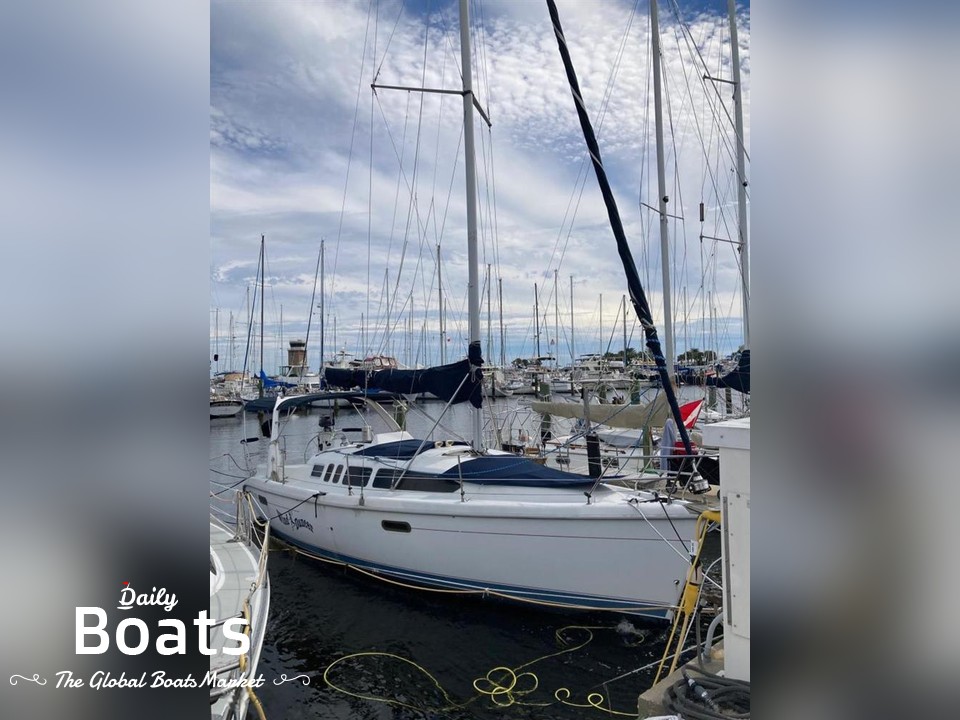 1999 Hunter 340 for sale. View price, photos and Buy 1999 Hunter 340 ...