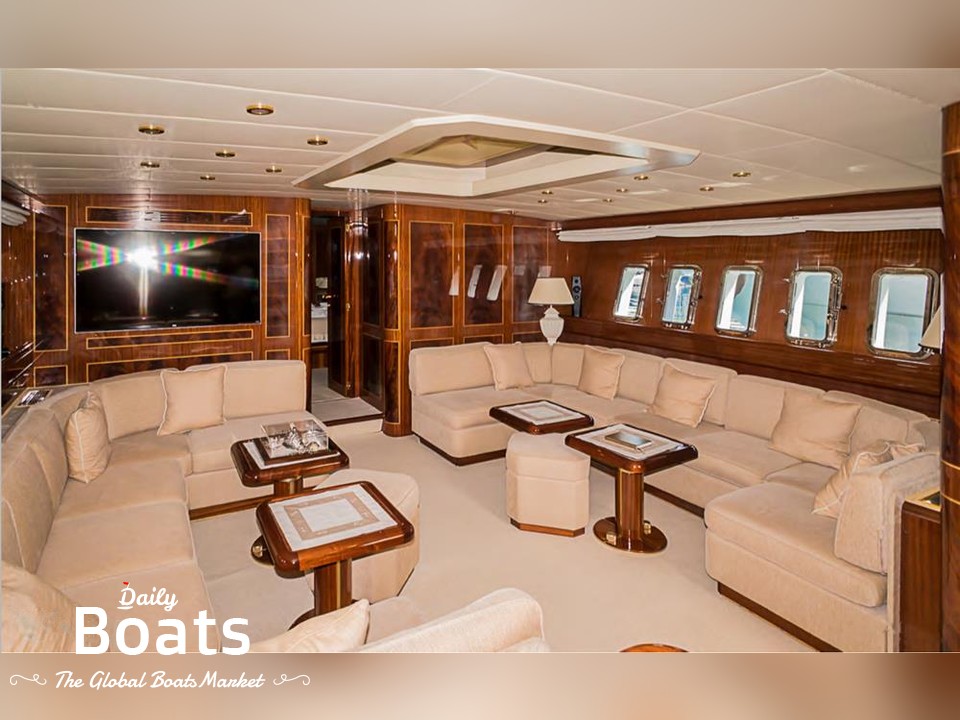 2010 Mangusta Yachts 80 for sale. View price, photos and Buy 2010 ...