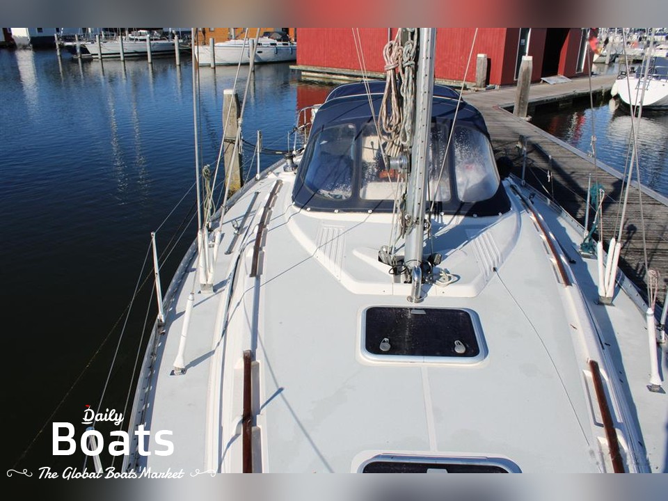 1991 Moody 35 for sale. View price, photos and Buy 1991 Moody 35 #403139